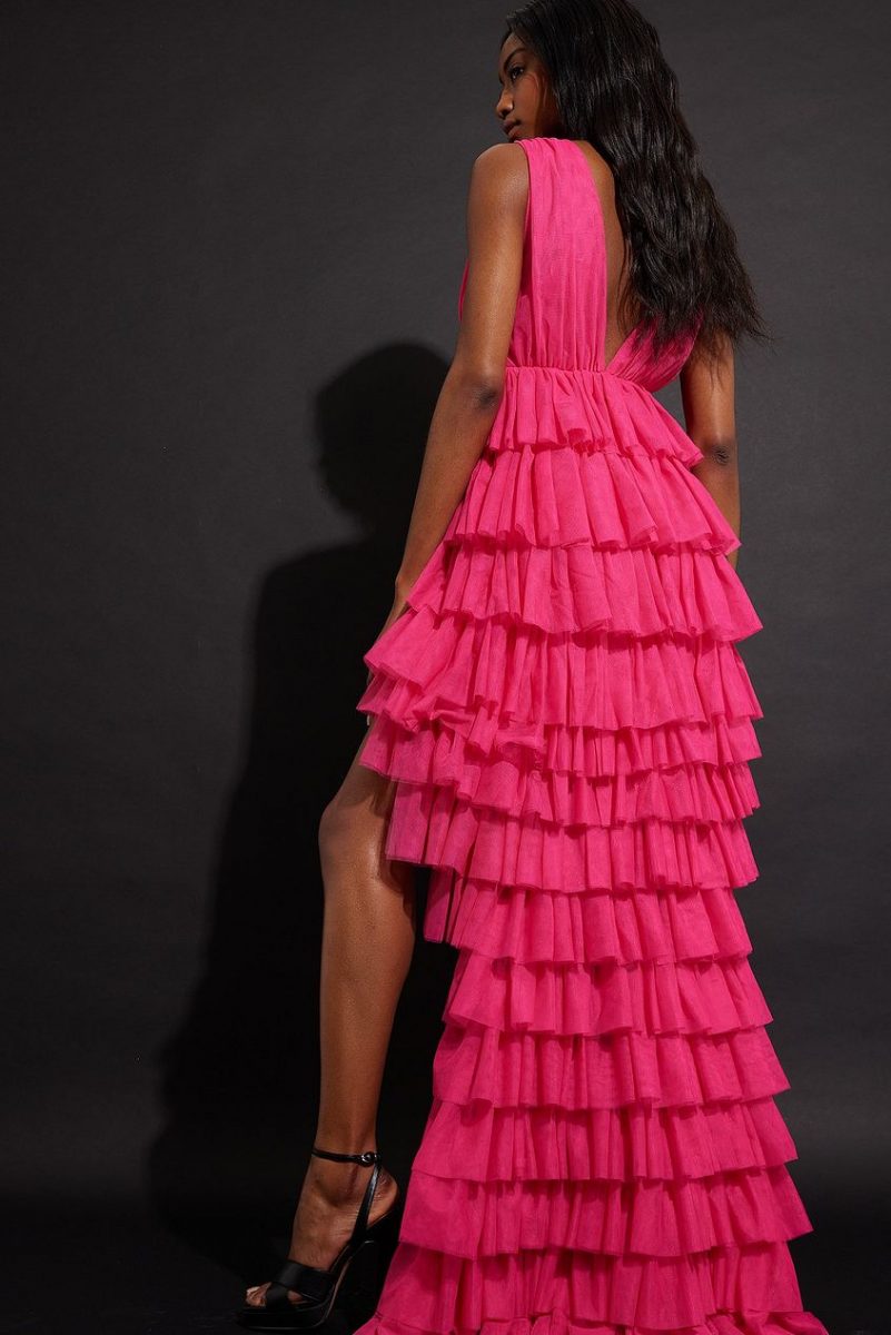 La Robe En Tulle : 7 Pièces Sublimes Pour NYE