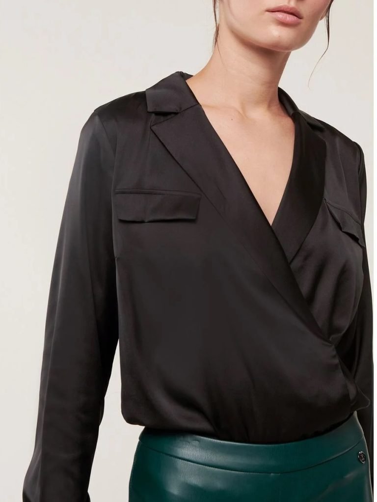Le Body Chemise : Un Modèle Tout Aussi Pratique Que Tendance