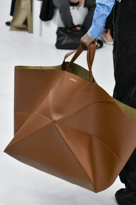 3 Raisons Du Succès De Loewe En 2023